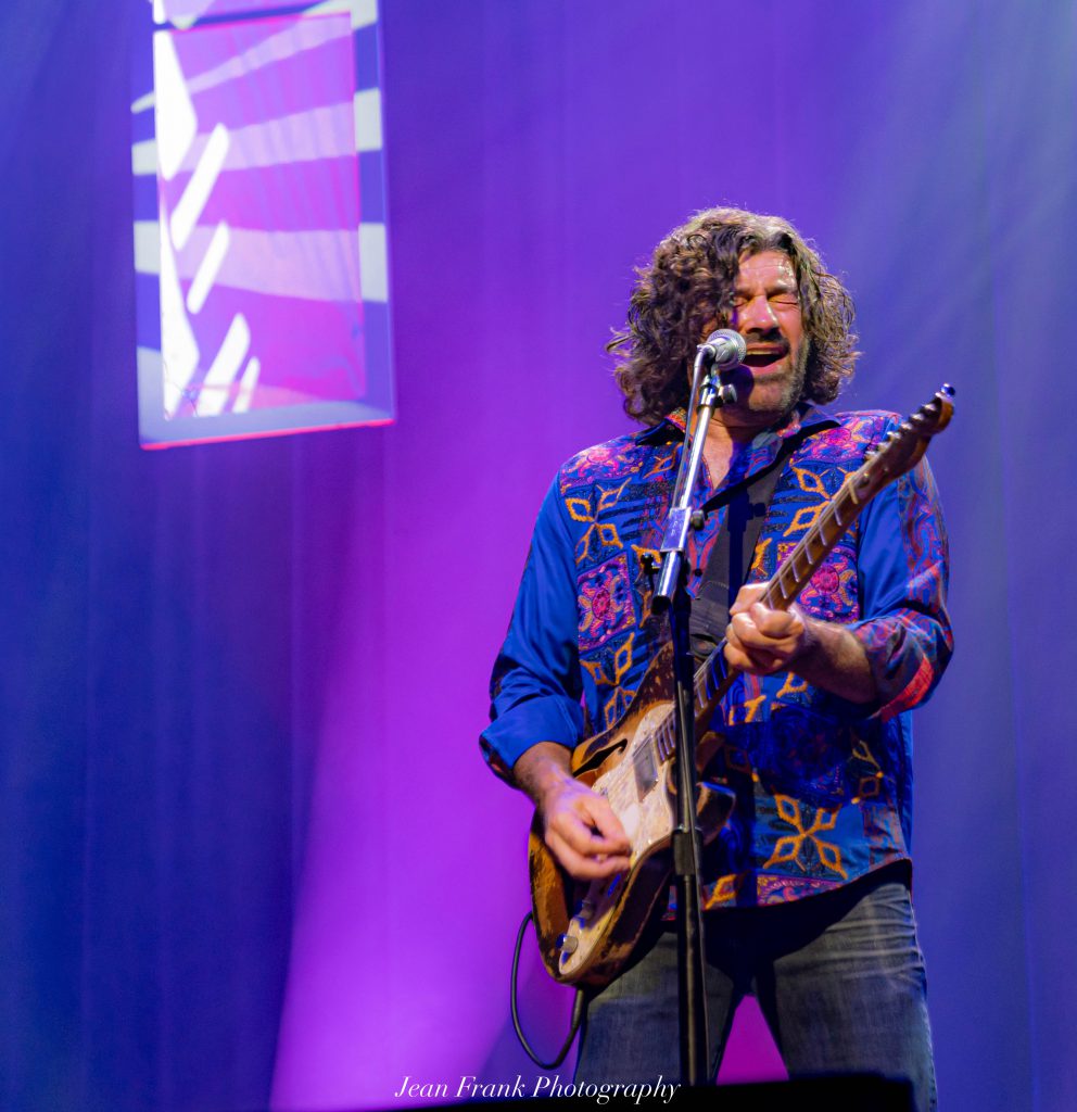 Photo – Tab Benoit